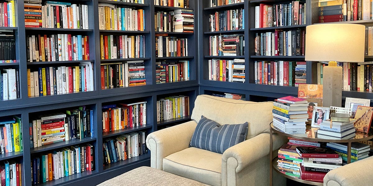 Seni Mengoleksi Buku: Membangun Perpustakaan Pribadi - kilkennybookcentre